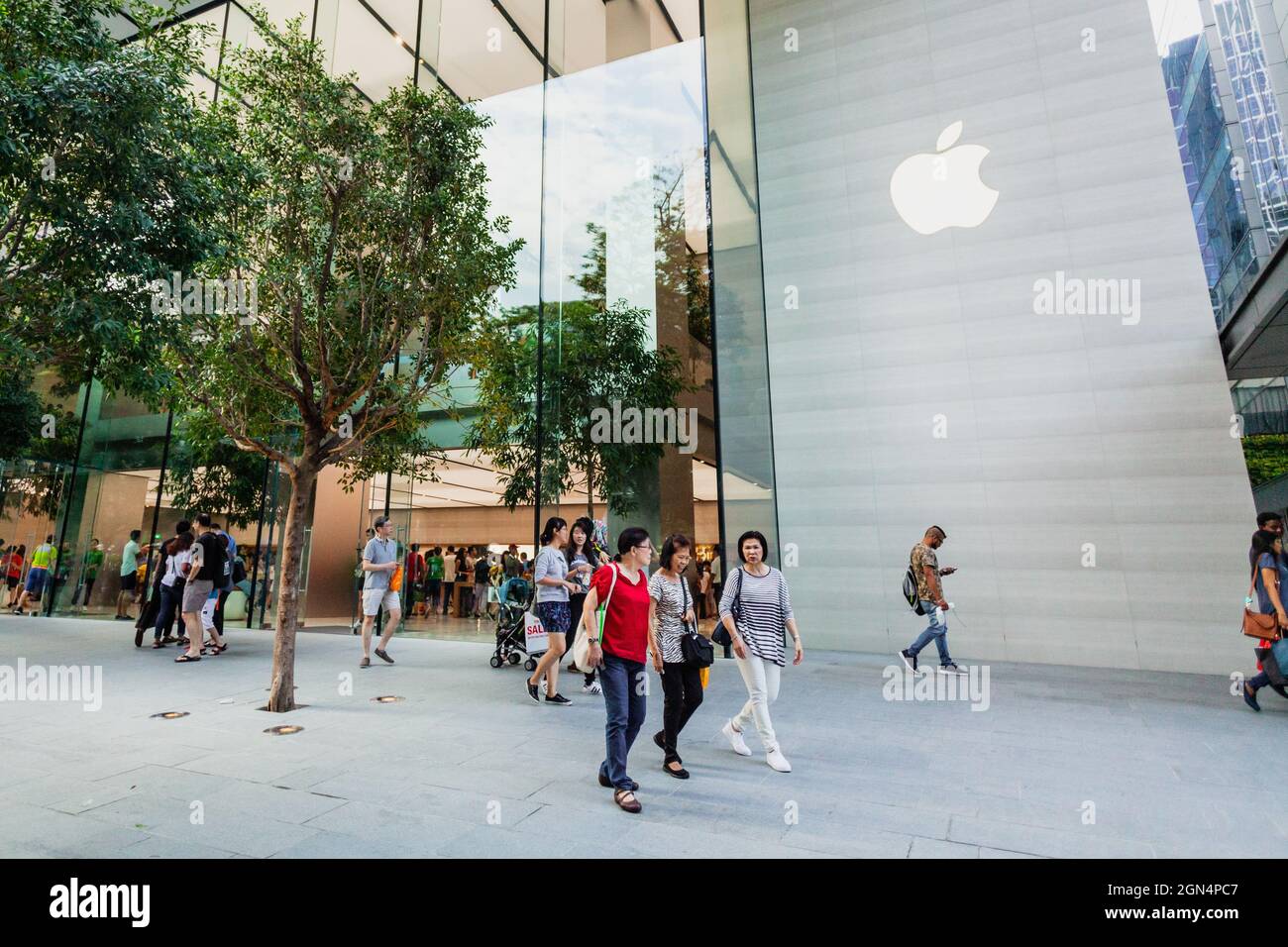 SINGAPORE - MAY 28, 2017: Exterior of Apple Store in Singapore at ...