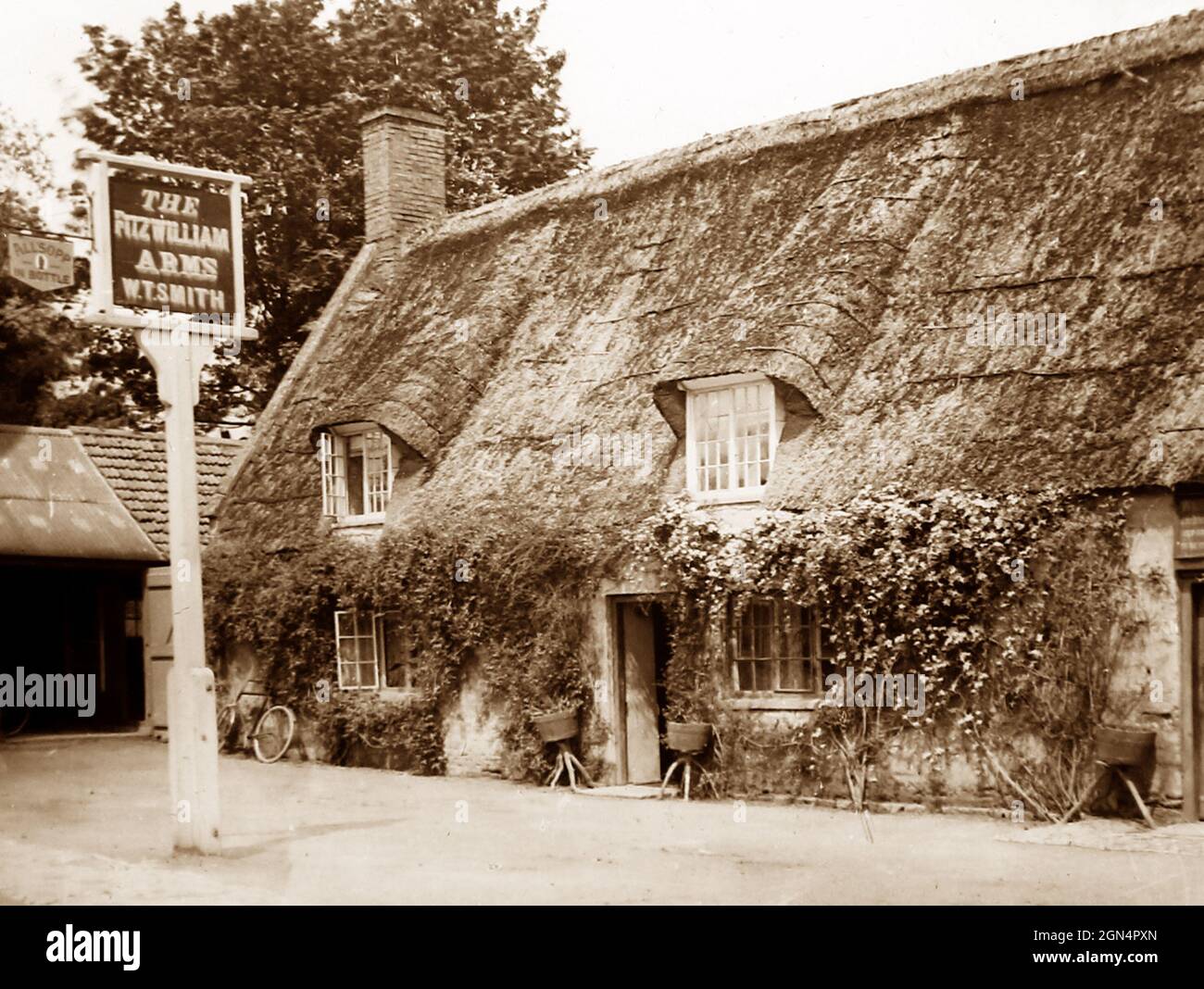 Fitzwilliam hi-res stock photography and images - Alamy