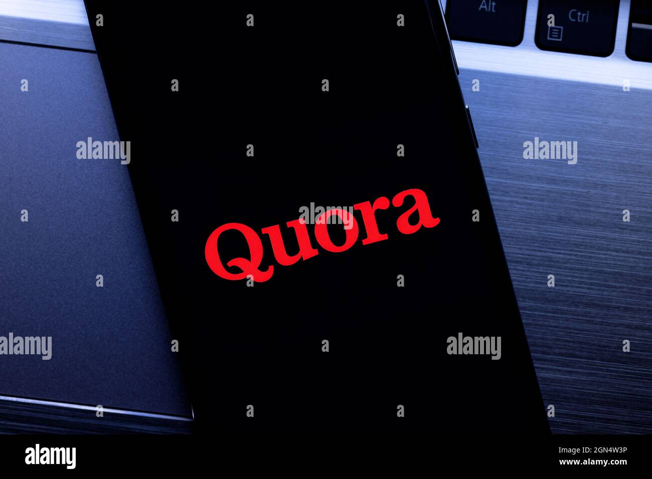 Quora editorial. Illustrative photo for news about Quora - a social ...