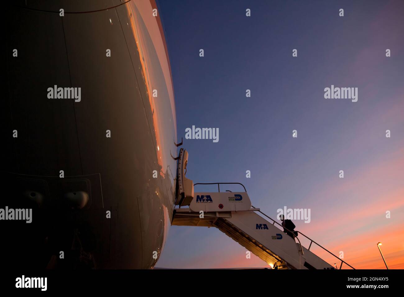 Motorcade usa president sun hi-res stock photography and images - Alamy