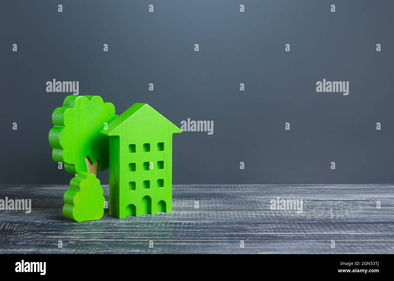 Green eco house with trees. Autonomy and natural resources economy ...