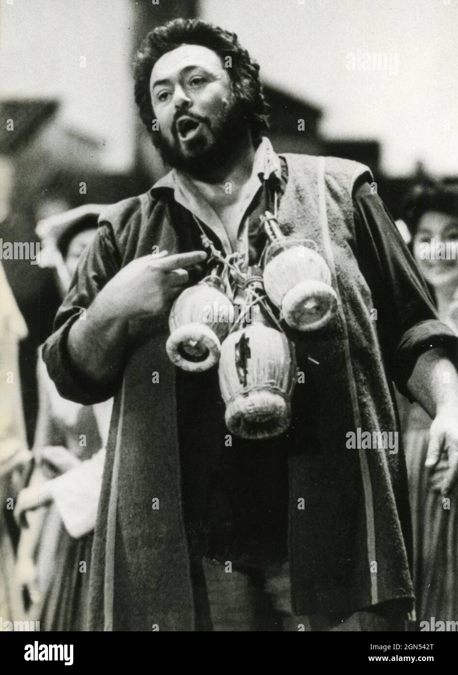 Italian opera singer Luciano Pavarotti, 1980s Stock Photo - Alamy
