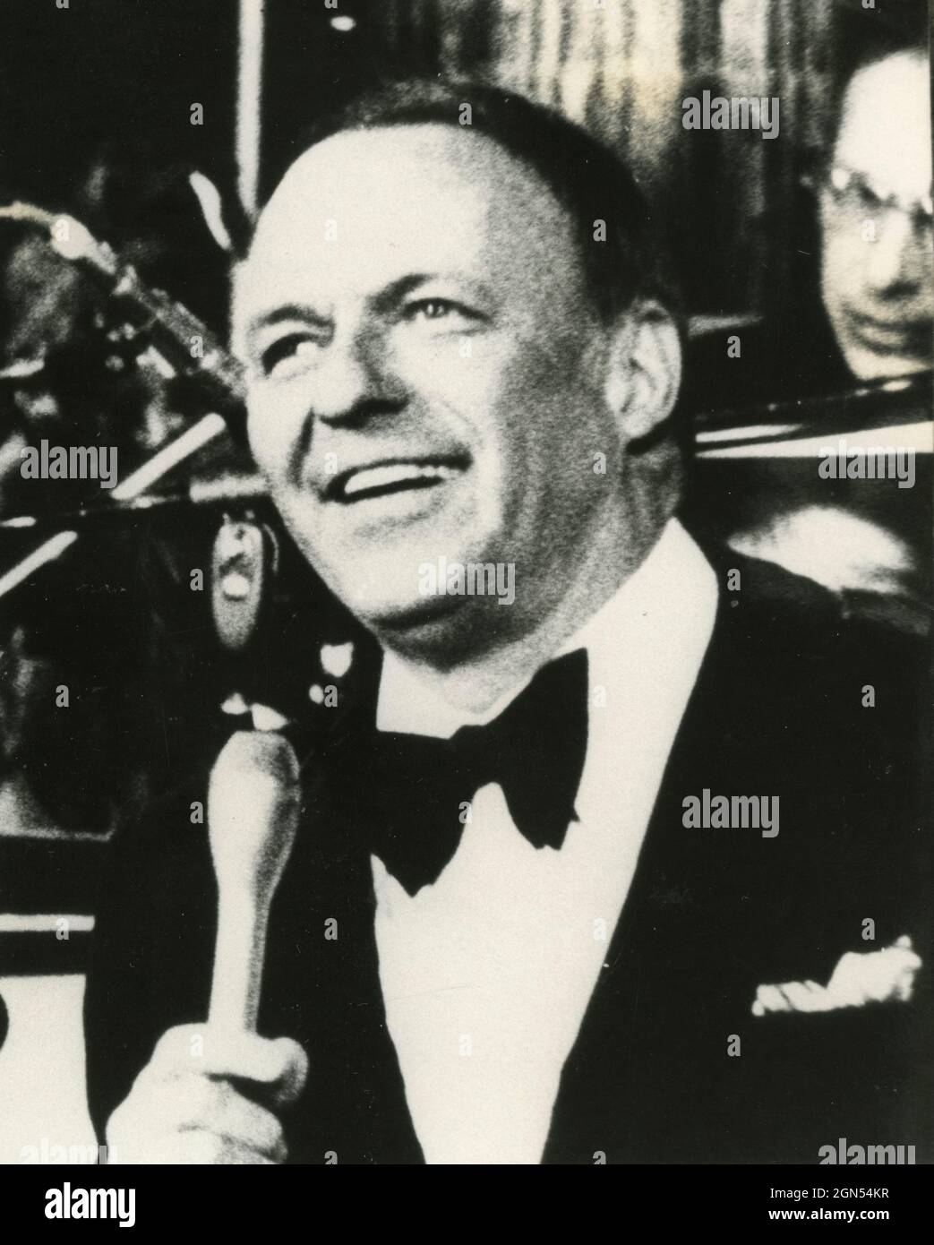 American singer Frank Sinatra, 1970s Stock Photo - Alamy