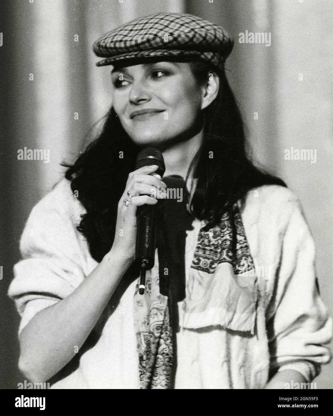 Italian singer Anna Oxa, 1980s Stock Photo - Alamy