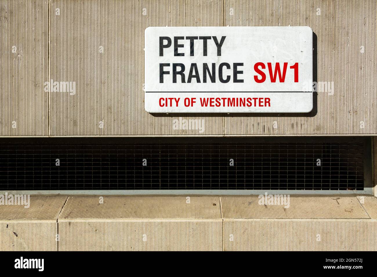 Closeup shot of a sign "Petty France" outdoors in Westmister Stock ...