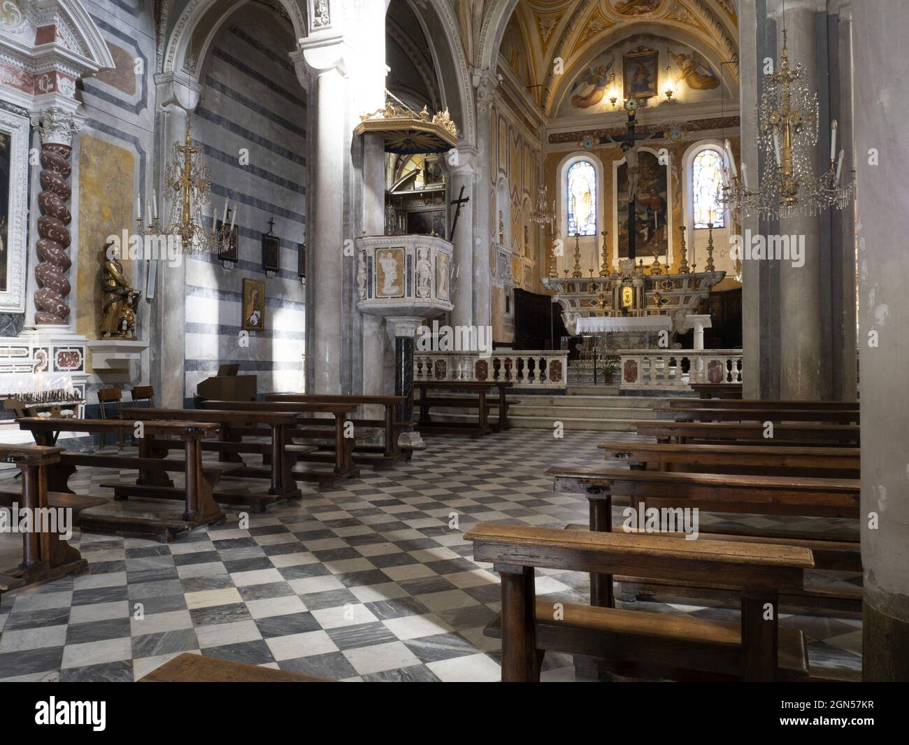 Manarola cinque terre pictoresque village liguria italy old church ...