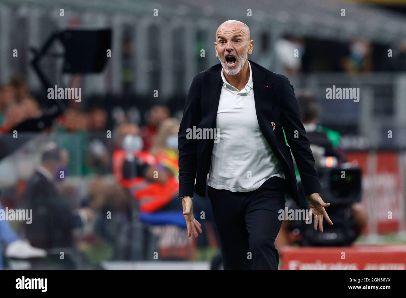 Soccer field reaction hi-res stock photography and images - Alamy