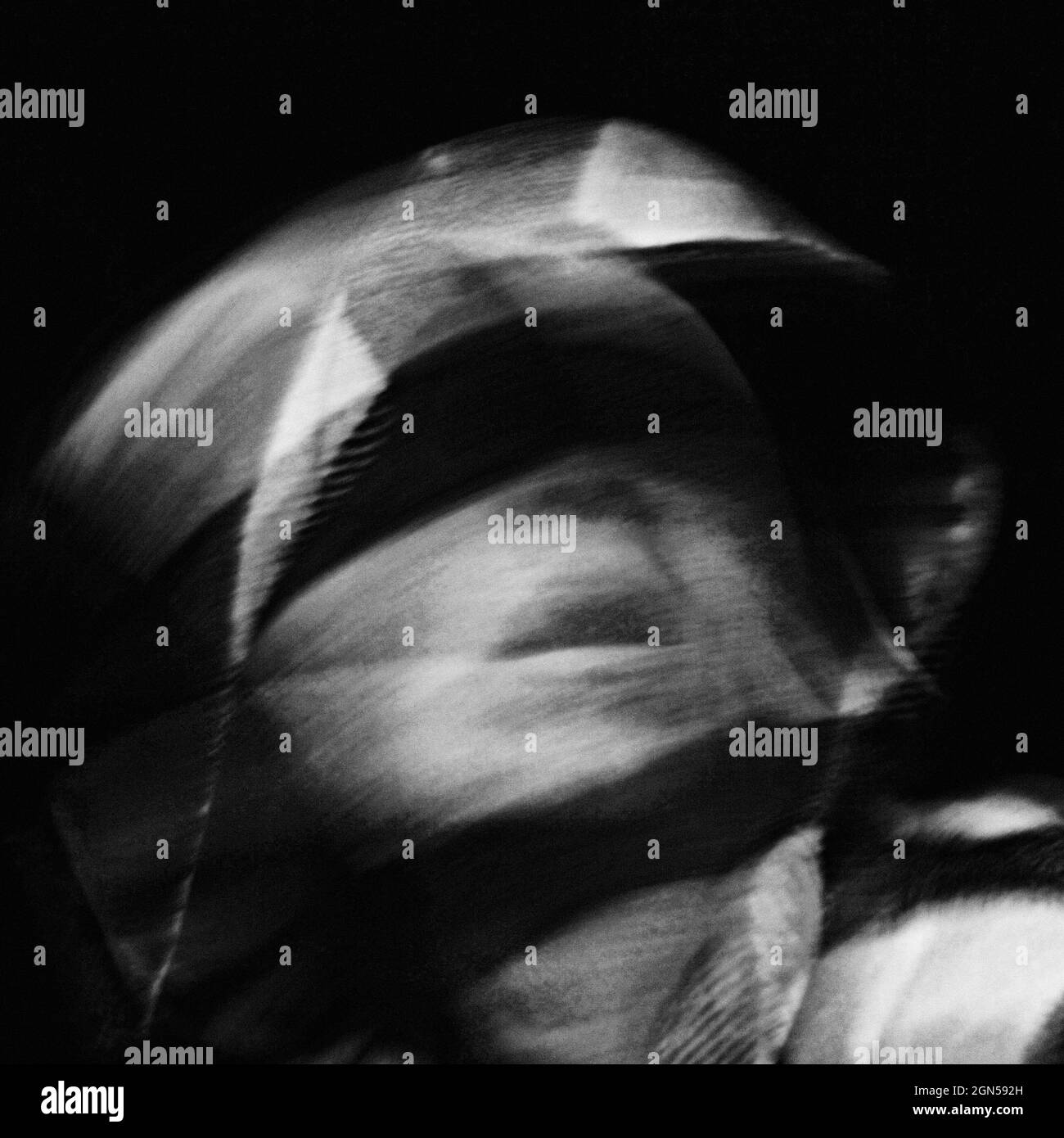 Woman shot to death hi-res stock photography and images - Alamy