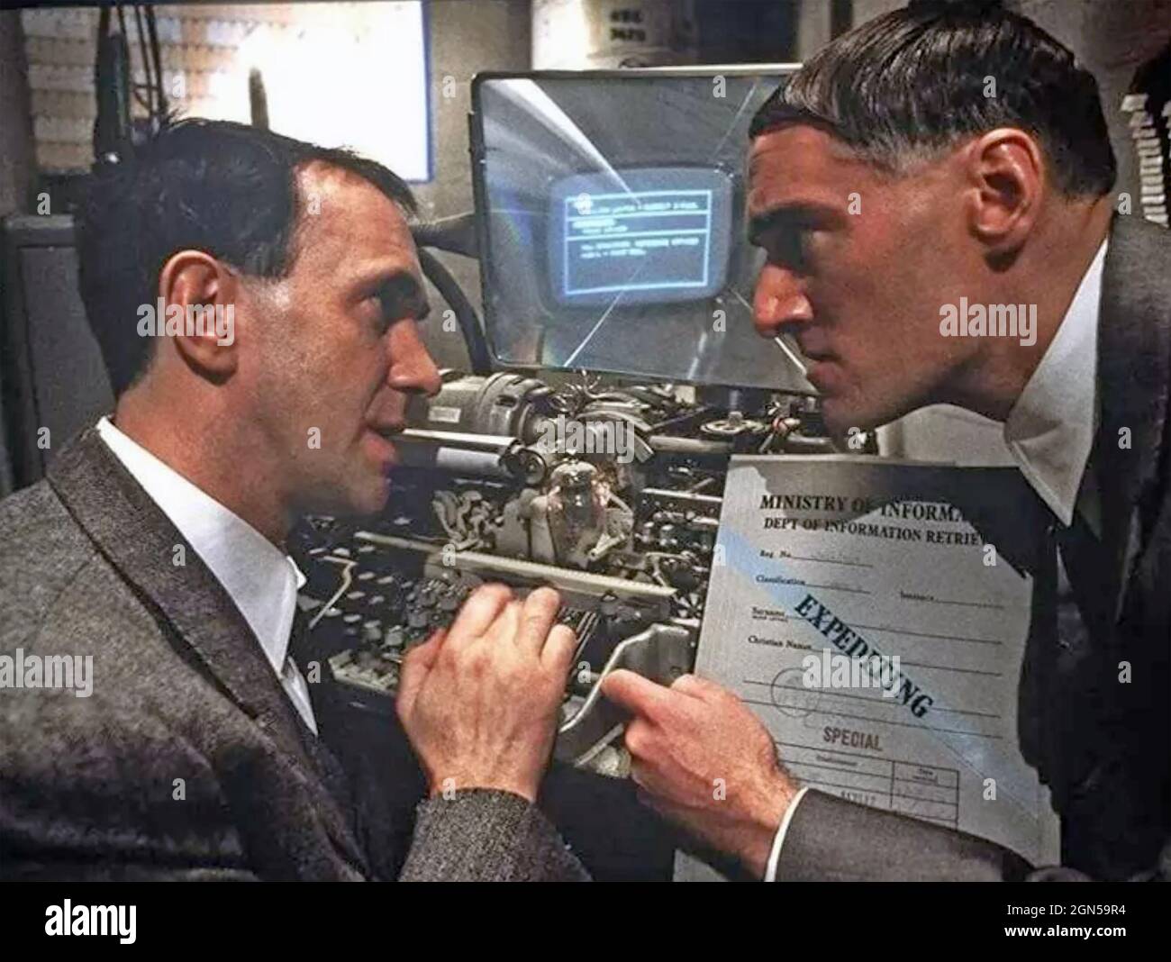 BRAZIL 1985 film with Jonathan Pryce at left and Charles McKeown Stock ...