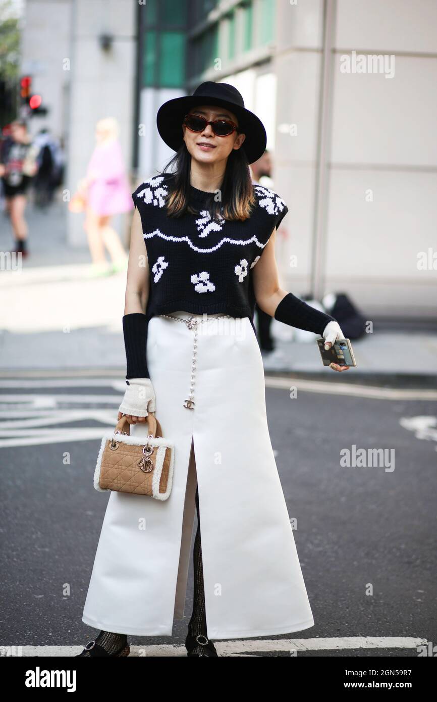 Fiona Kim at London Fashion Week : Spring Summer 2022 London UK Stock ...