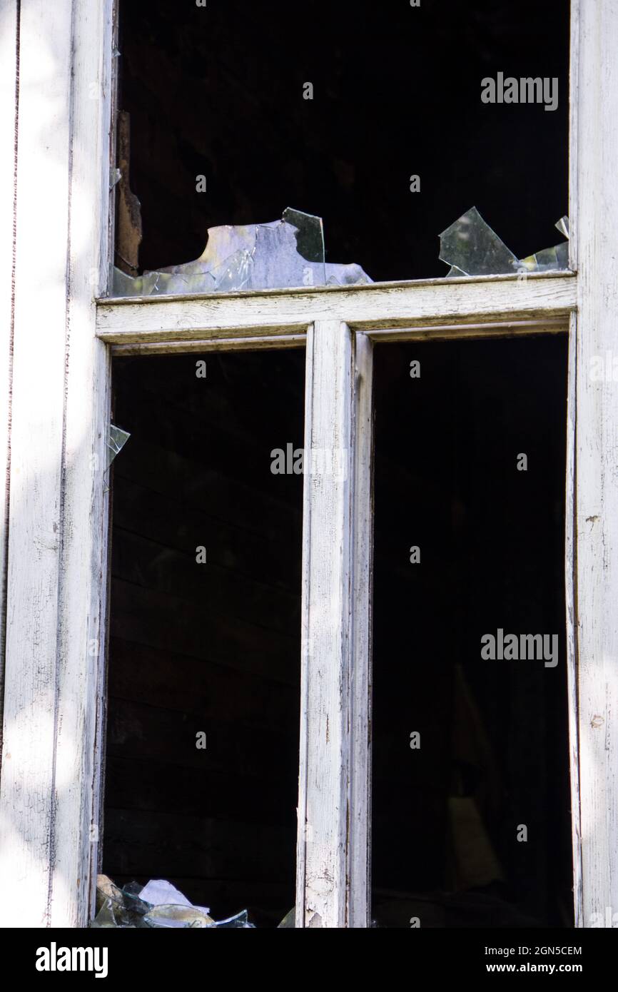 Construction frame cracked backgrounds hi-res stock photography and ...