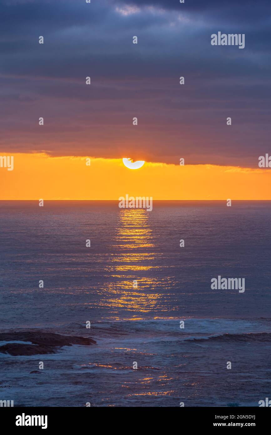 Clima vertical hi-res stock photography and images - Alamy