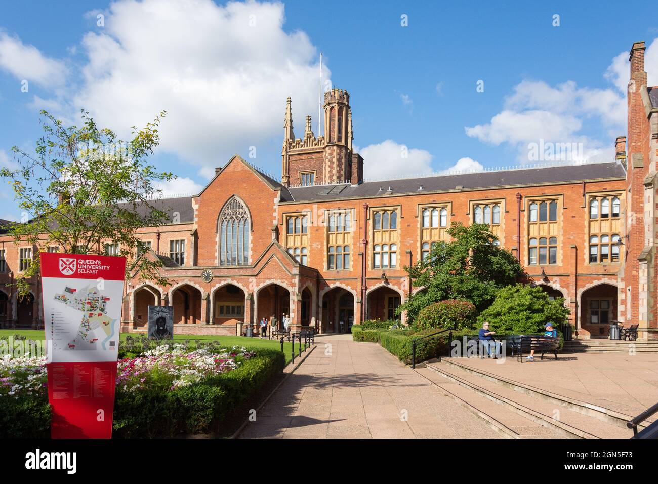 The Lanyon Building, Queen's University Belfast, Queens Quarter, City ...