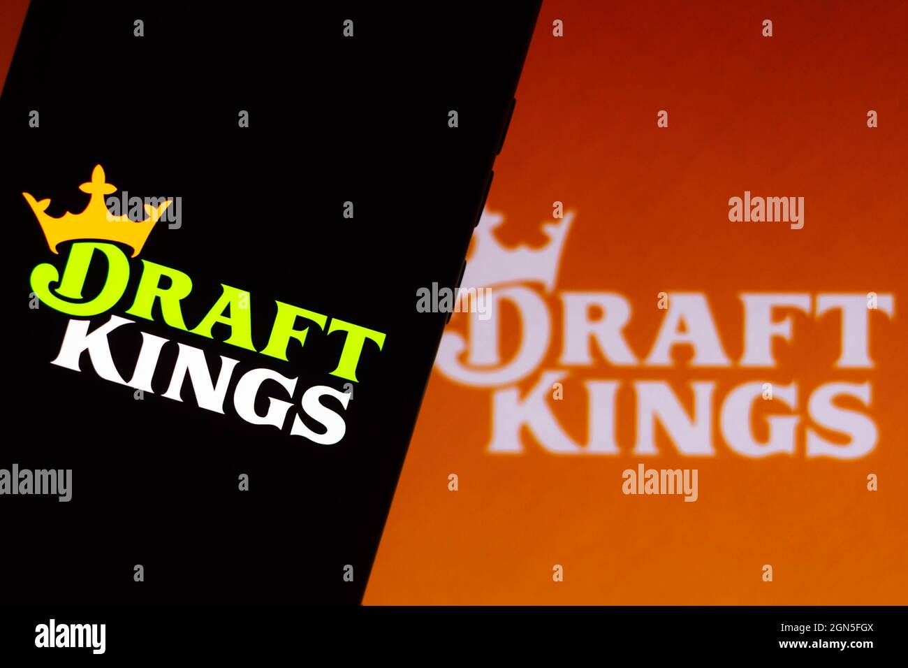 Draftkings logo hi-res stock photography and images - Alamy