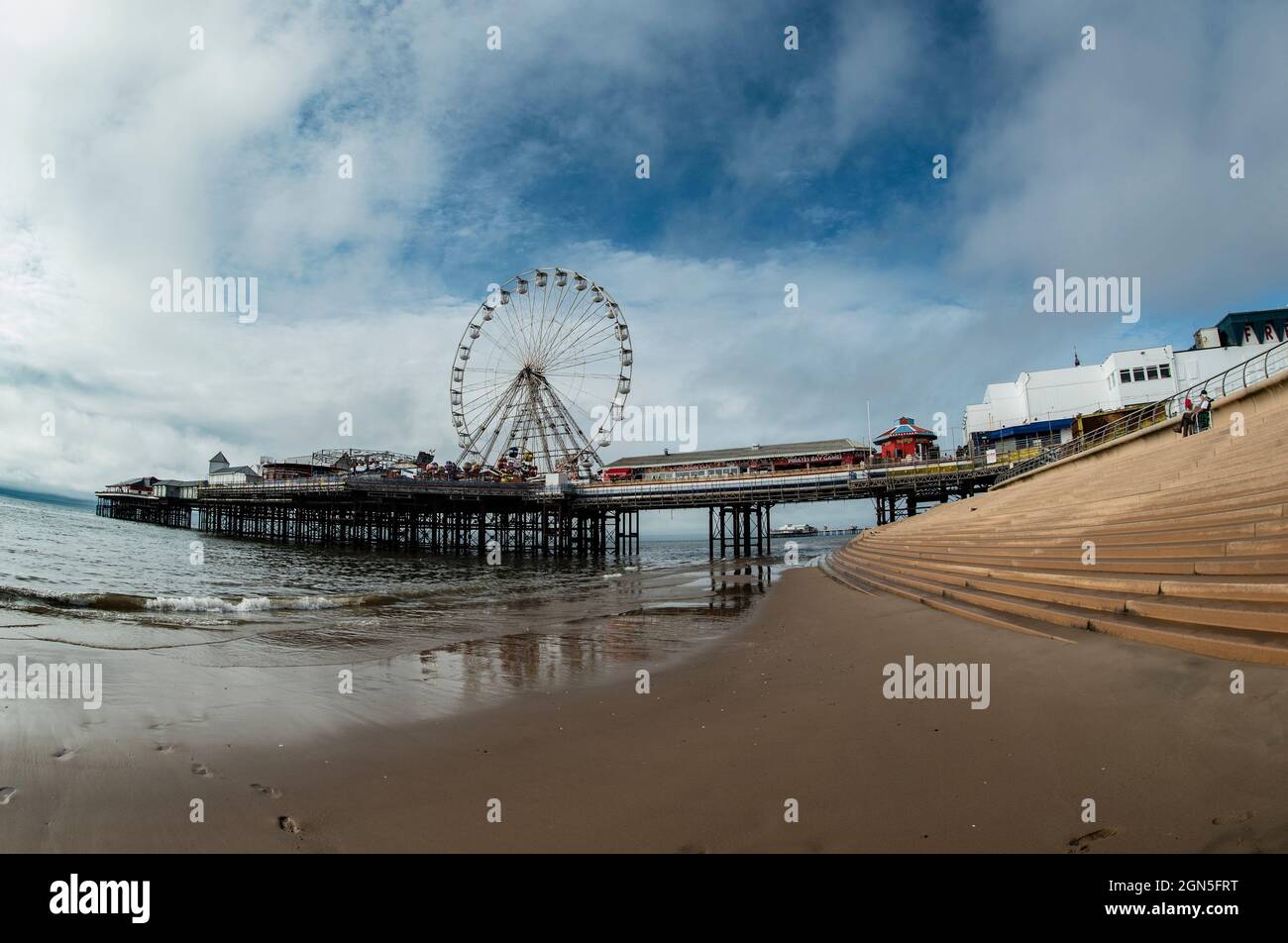 Blackpool Beach, Central Pier, including the Big Wheel, Photo from The ...