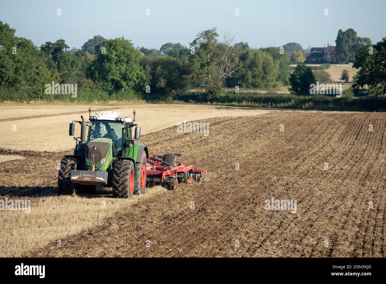 Ploughing fields hi-res stock photography and images - Alamy