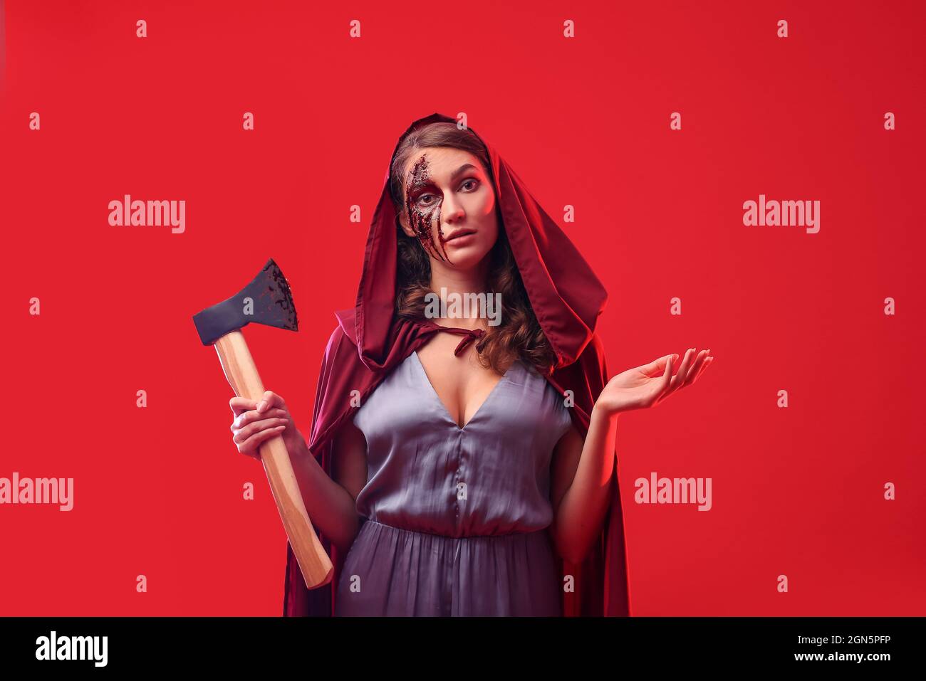 Portrait young woman axe hi-res stock photography and images - Alamy