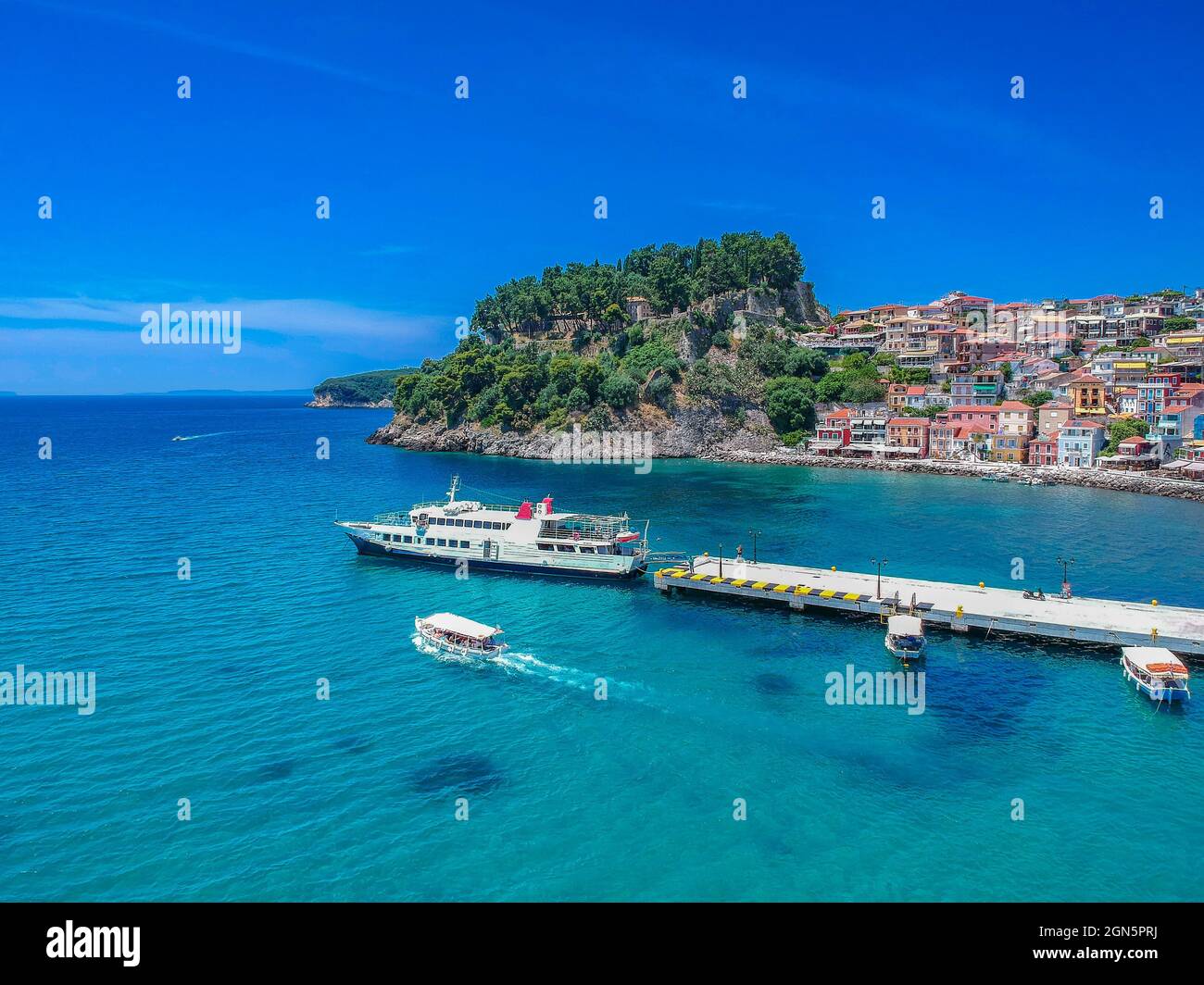 Parga cityscape hi-res stock photography and images - Alamy