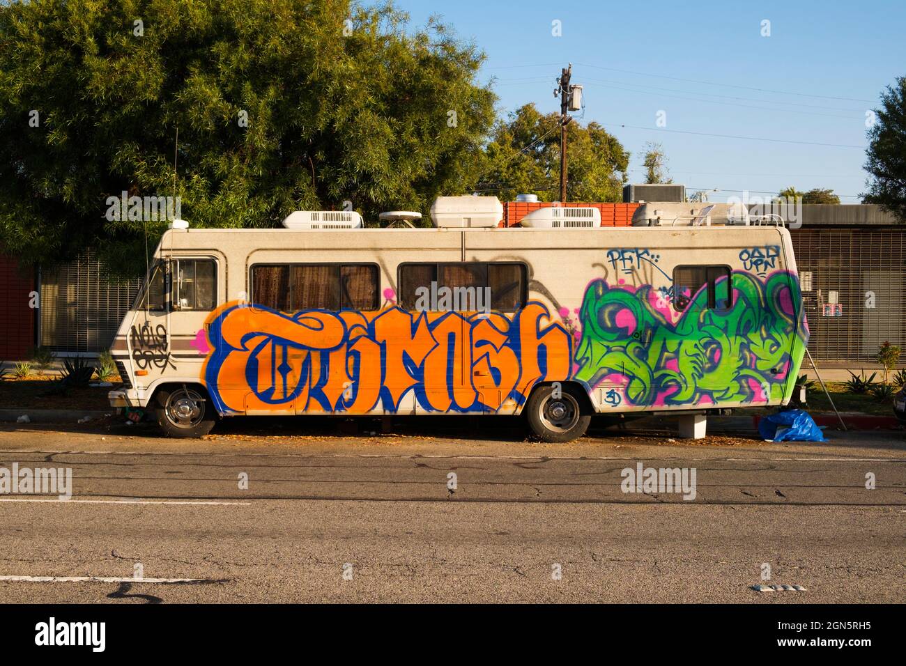 Graffiti art rv hi-res stock photography and images - Alamy