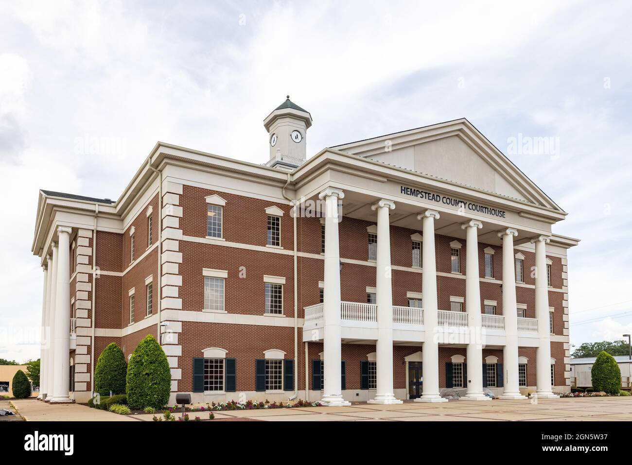 Hope, Arkansas, USA - June 28, 2021: The Hempstead County Courthouse ...