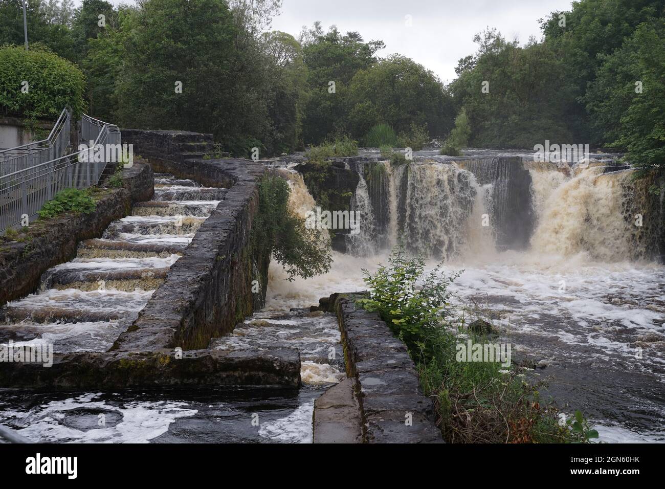 Rock structure with waterfalls hi-res stock photography and images - Alamy
