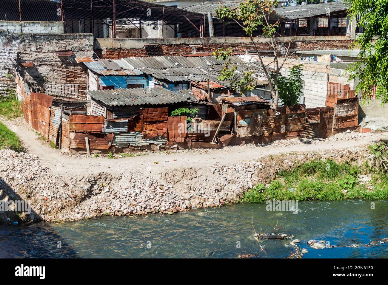 Simple poor huts in Santa Clara, Cuba Stock Photo - Alamy