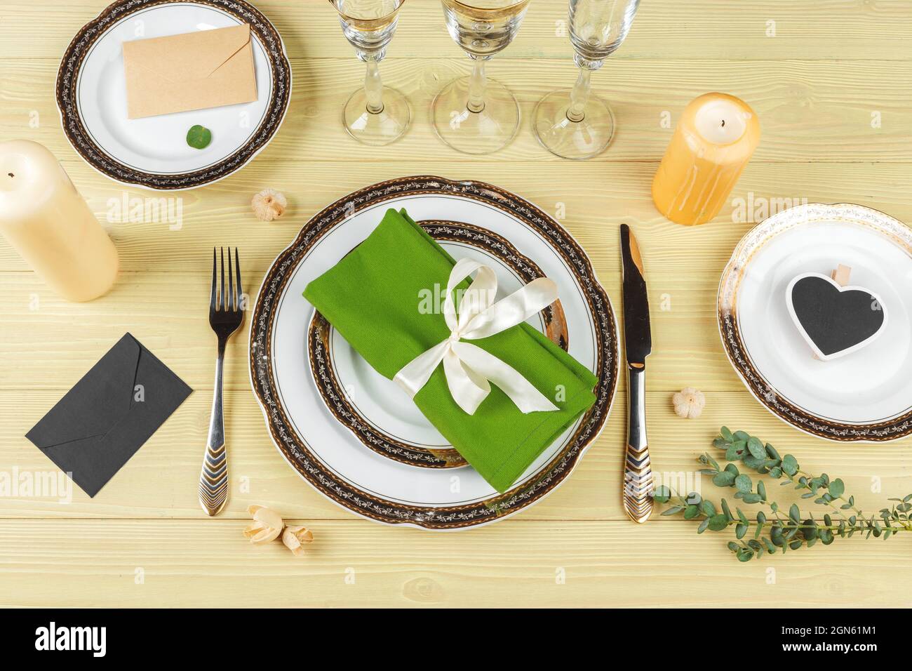 Top view of a wedding table setting with decorations Stock Photo - Alamy
