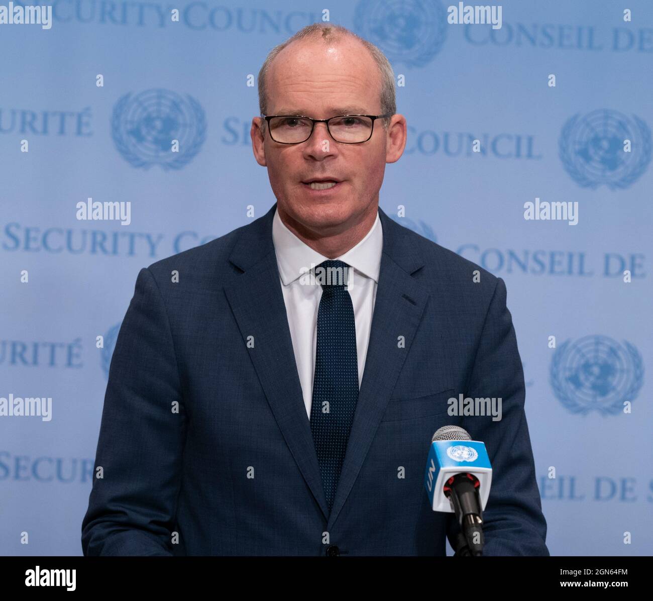 Simon coveney un new york hi-res stock photography and images - Alamy