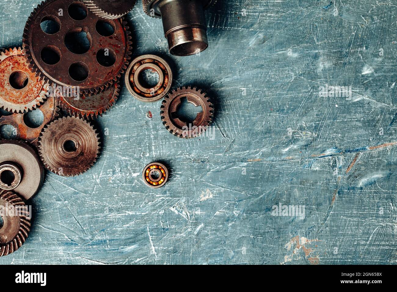 Top view of old rusty car parts Stock Photo - Alamy