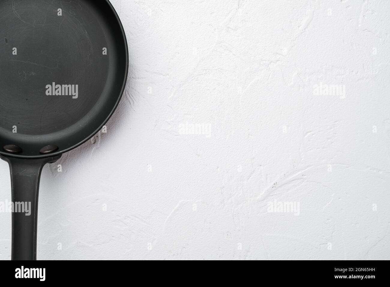 Empty frying pan set with copy space for text or food with copy space ...