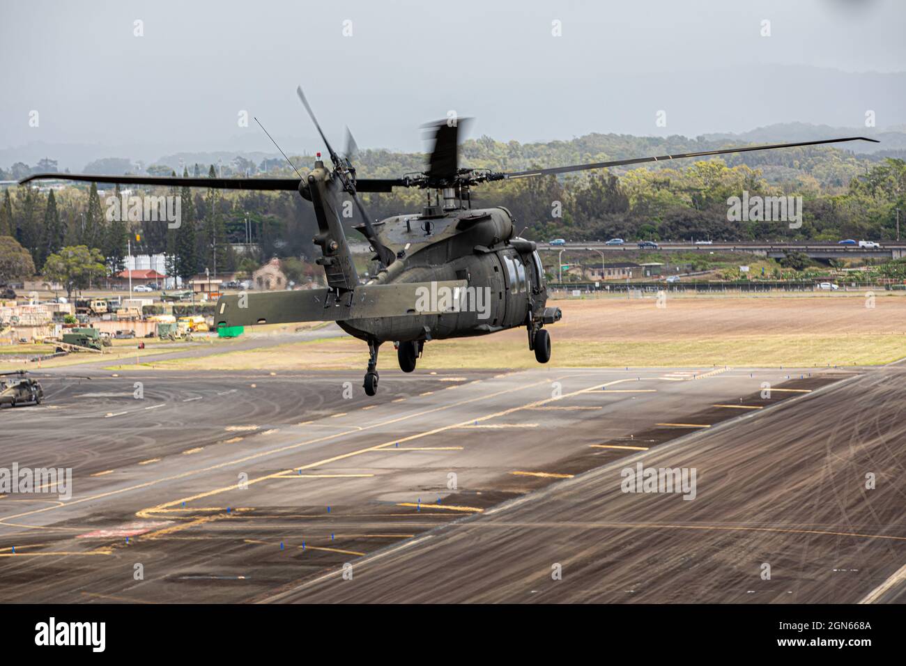 Aviation Soldiers from Alpha Company, 2nd Battalion, 25th Aviation ...