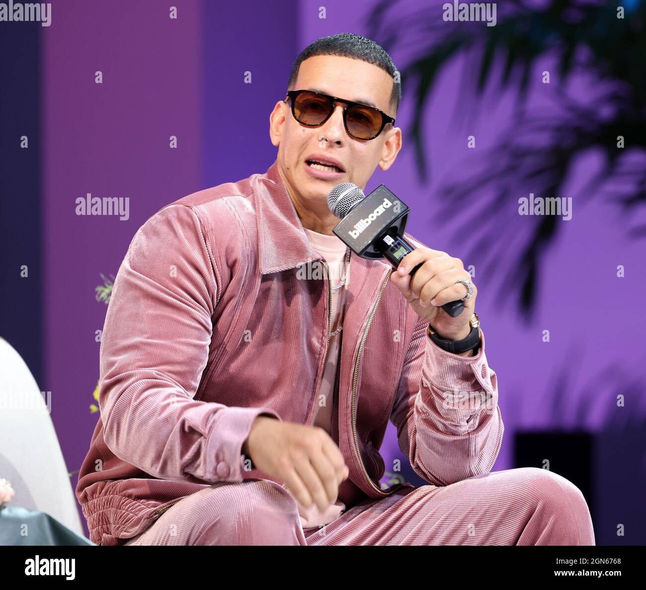 MIAMI BEACH, FLORIDA - SEPTEMBER 22: The Superstar Q + A with Daddy ...