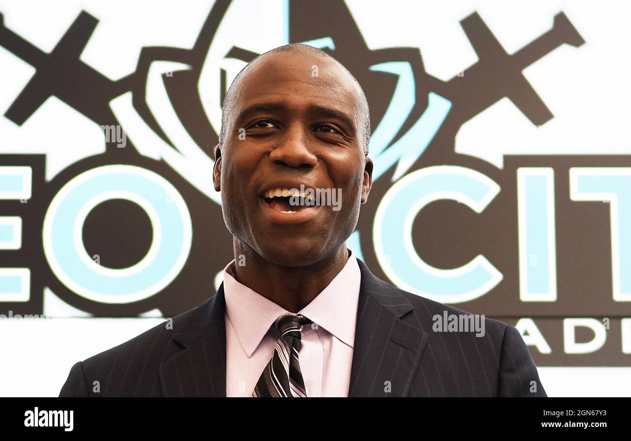 Dr joseph ladapo hi-res stock photography and images - Alamy