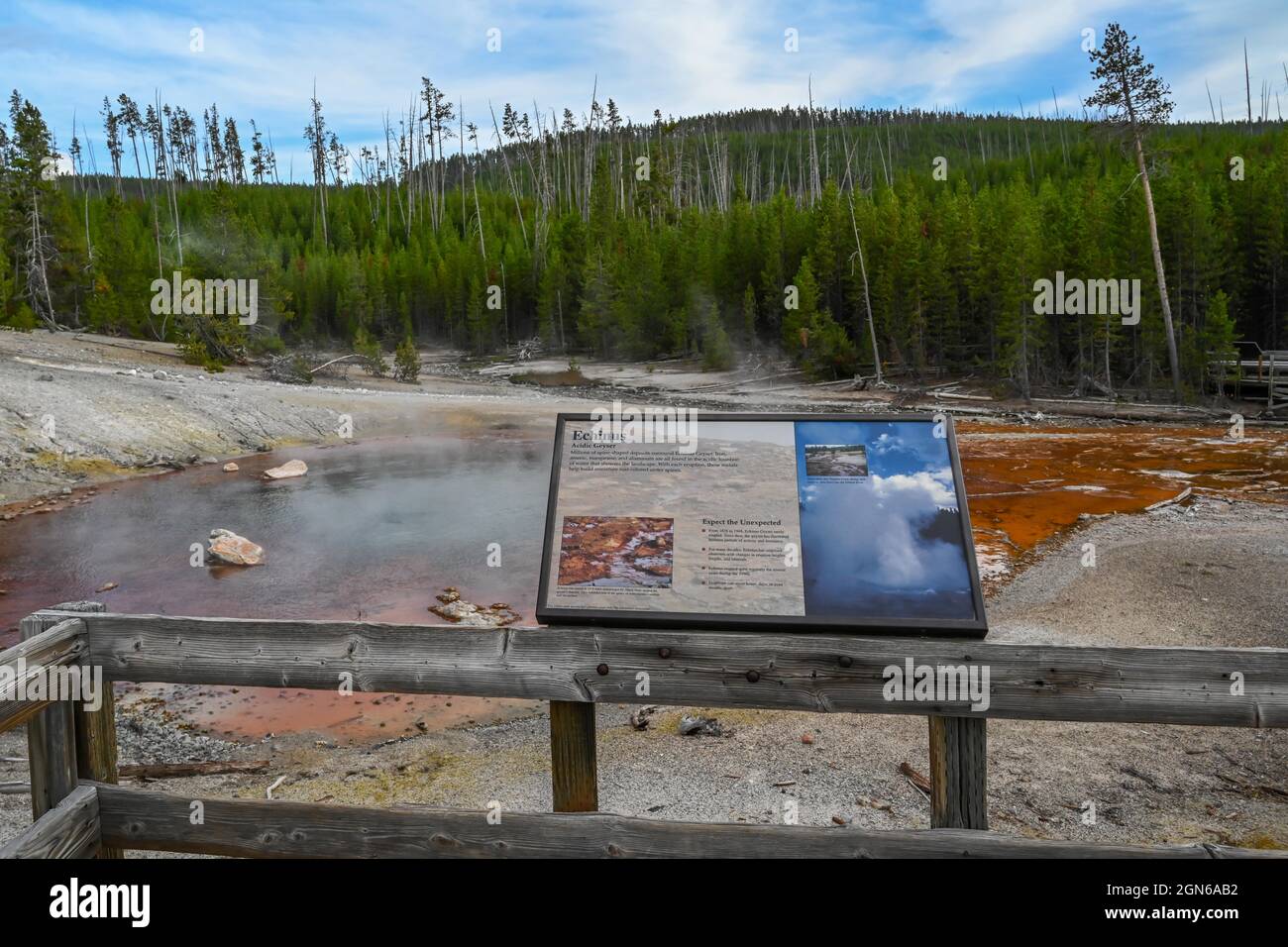 Signage entrance yellowstone national hi-res stock photography and ...