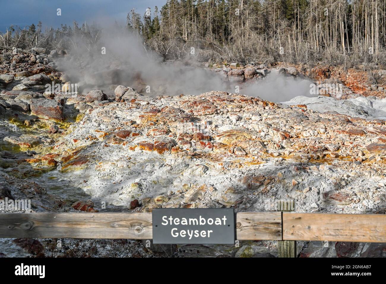 Signage entrance yellowstone national hi-res stock photography and ...