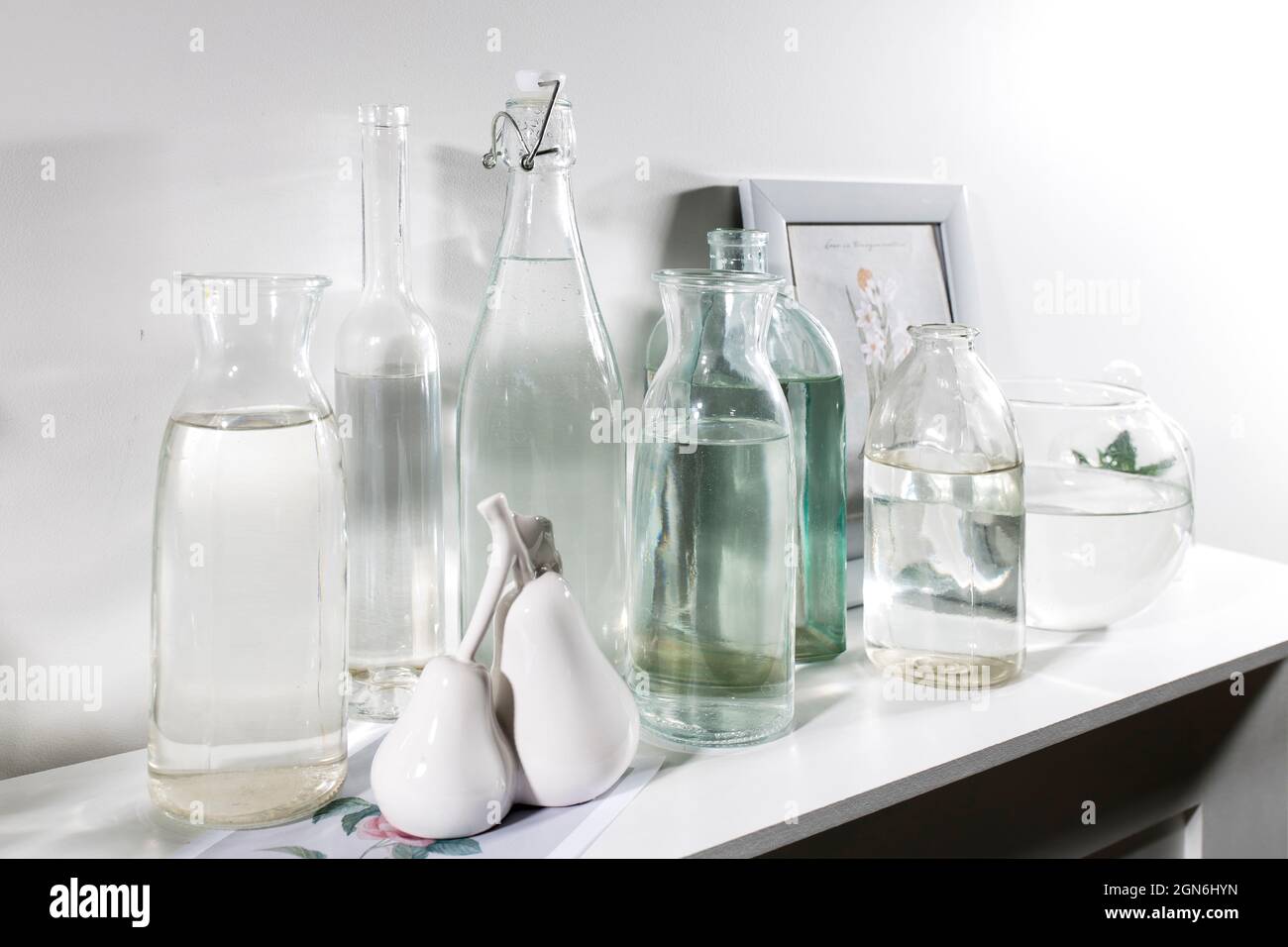 Water drawers hi-res stock photography and images - Alamy