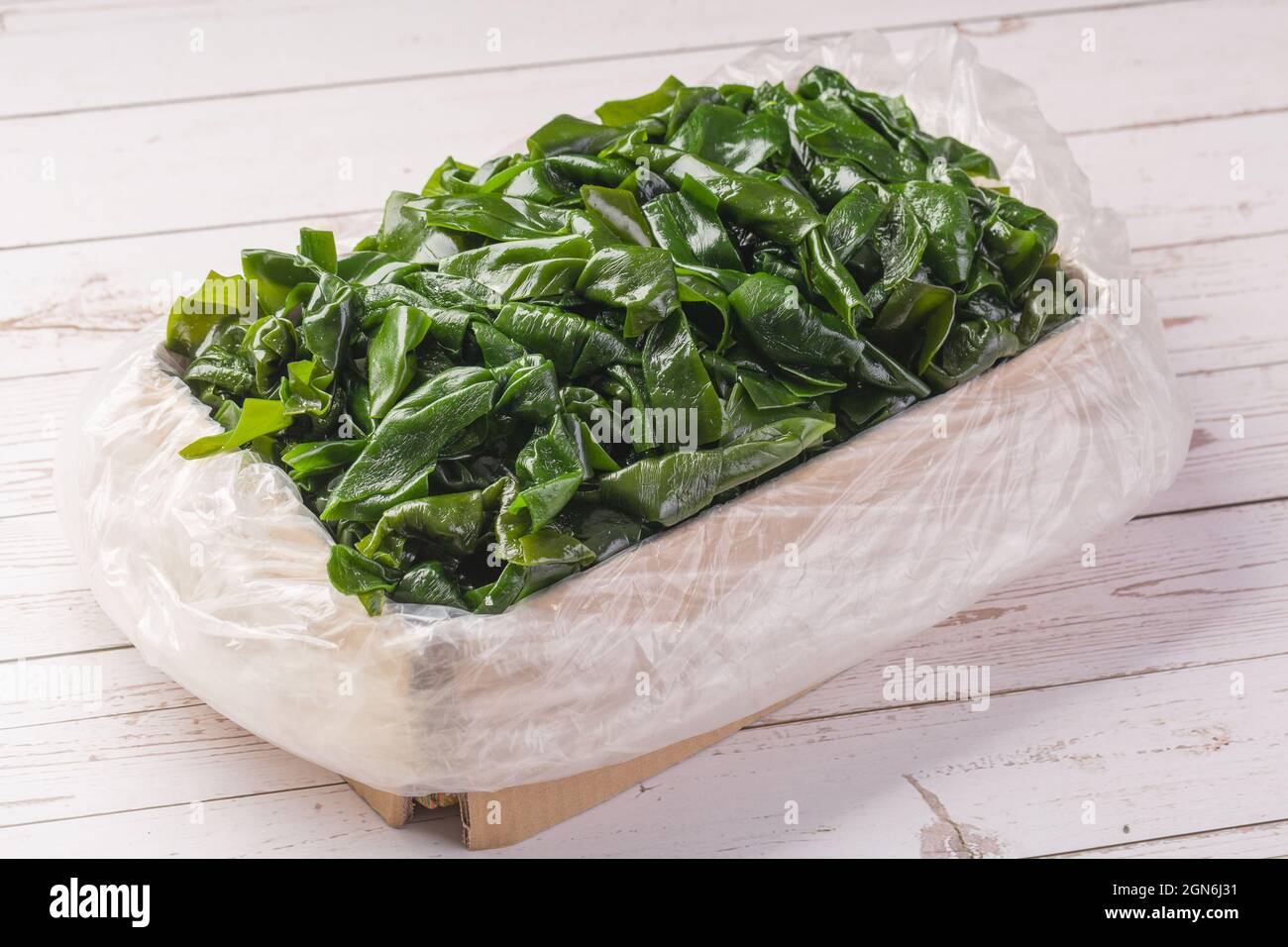 Kelp knot hi-res stock photography and images - Alamy