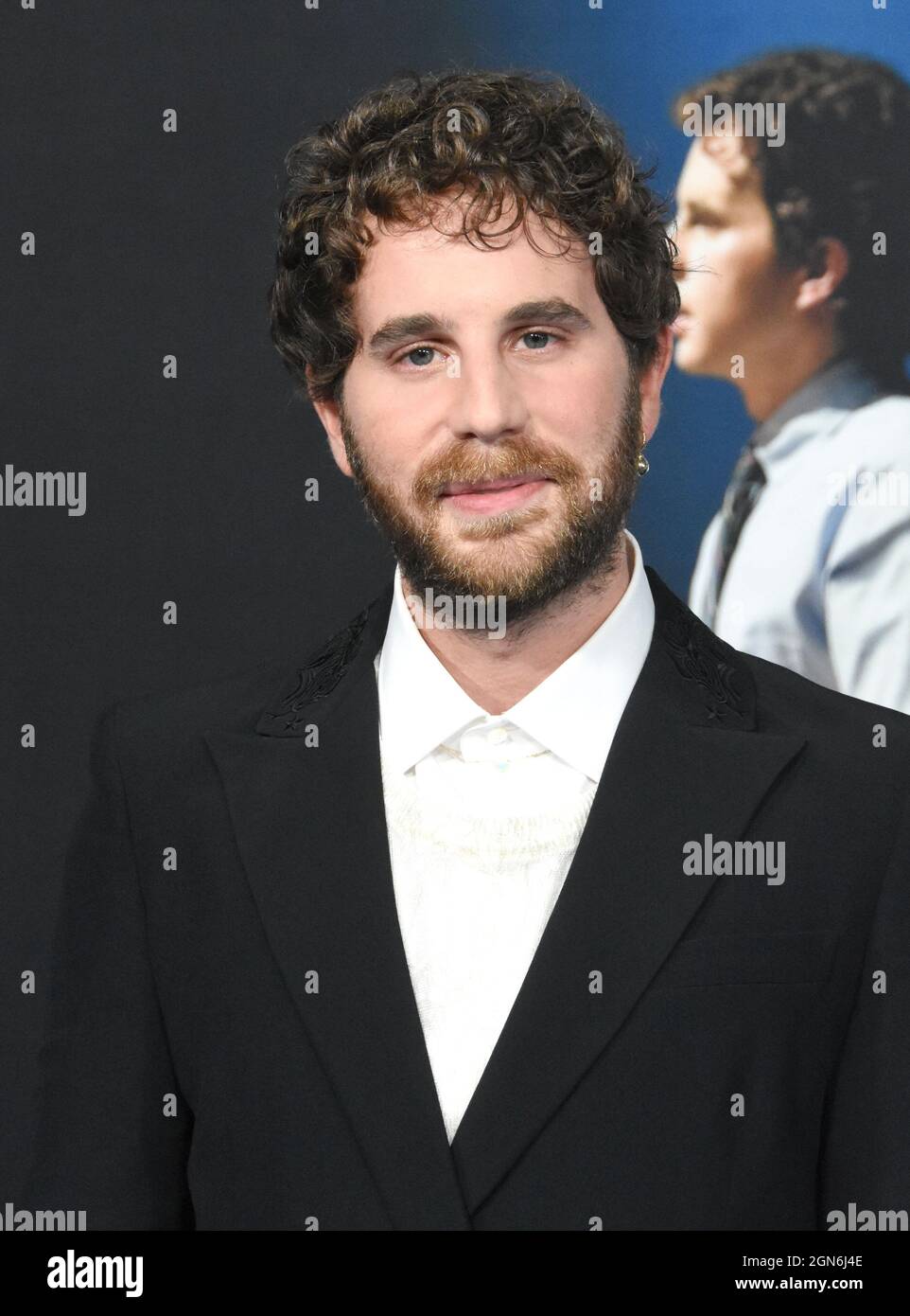 Ben platt singer hi-res stock photography and images - Alamy