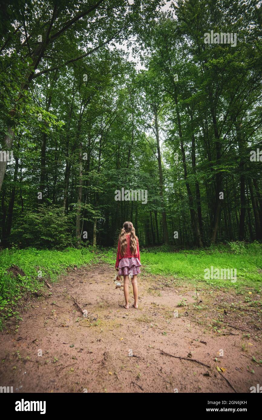 Little girl lost in the forest Stock Photo - Alamy Little girl lost in the forest Stock Photo - Alamy