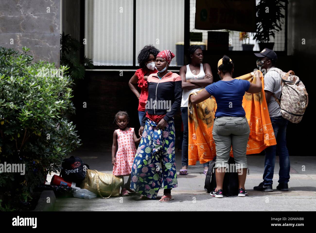 Mexican commission for refugee hi-res stock photography and images - Alamy