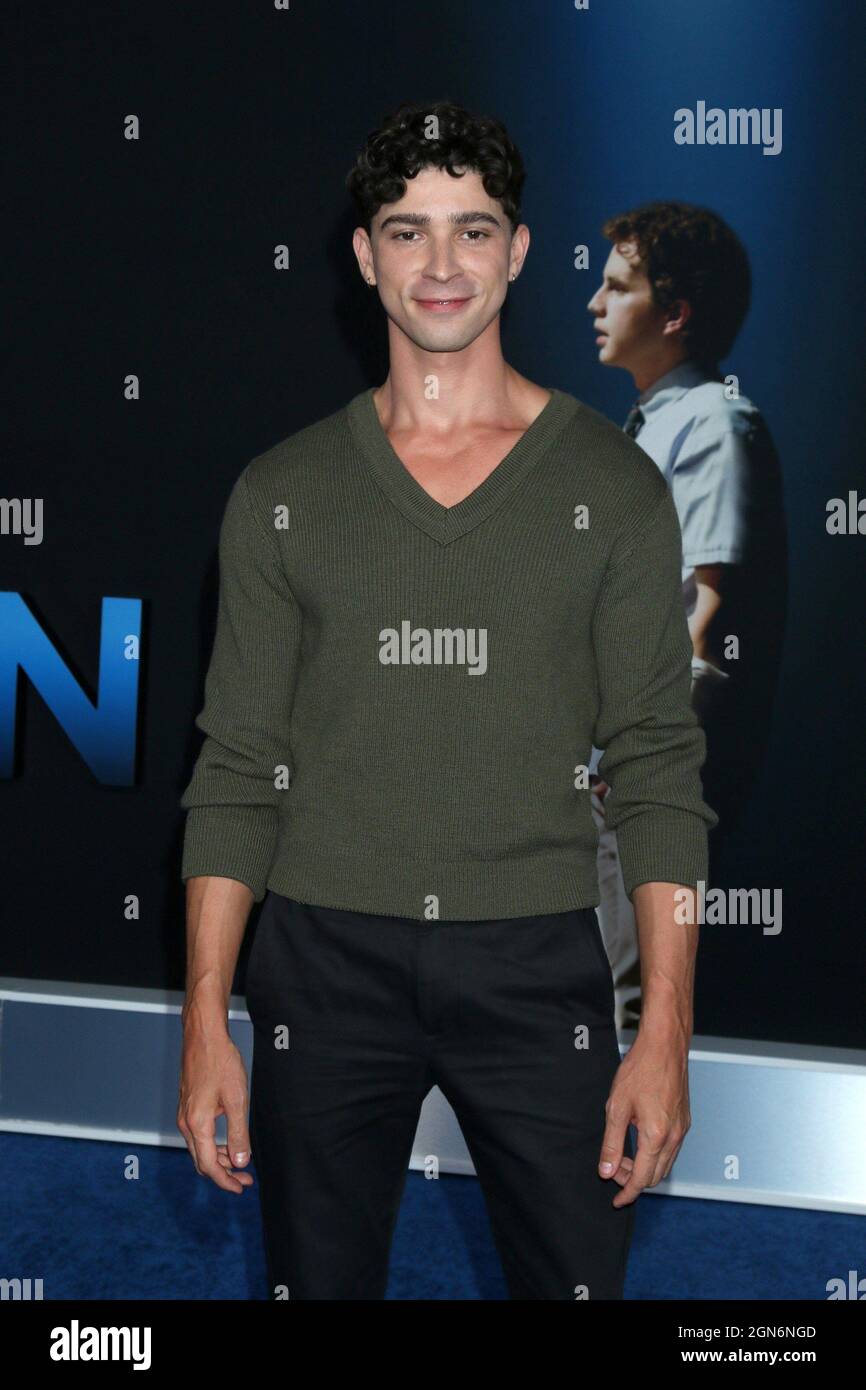 Los Angeles, CA. 22nd Sep, 2021. Isaac Powell at arrivals for DEAR EVAN ...