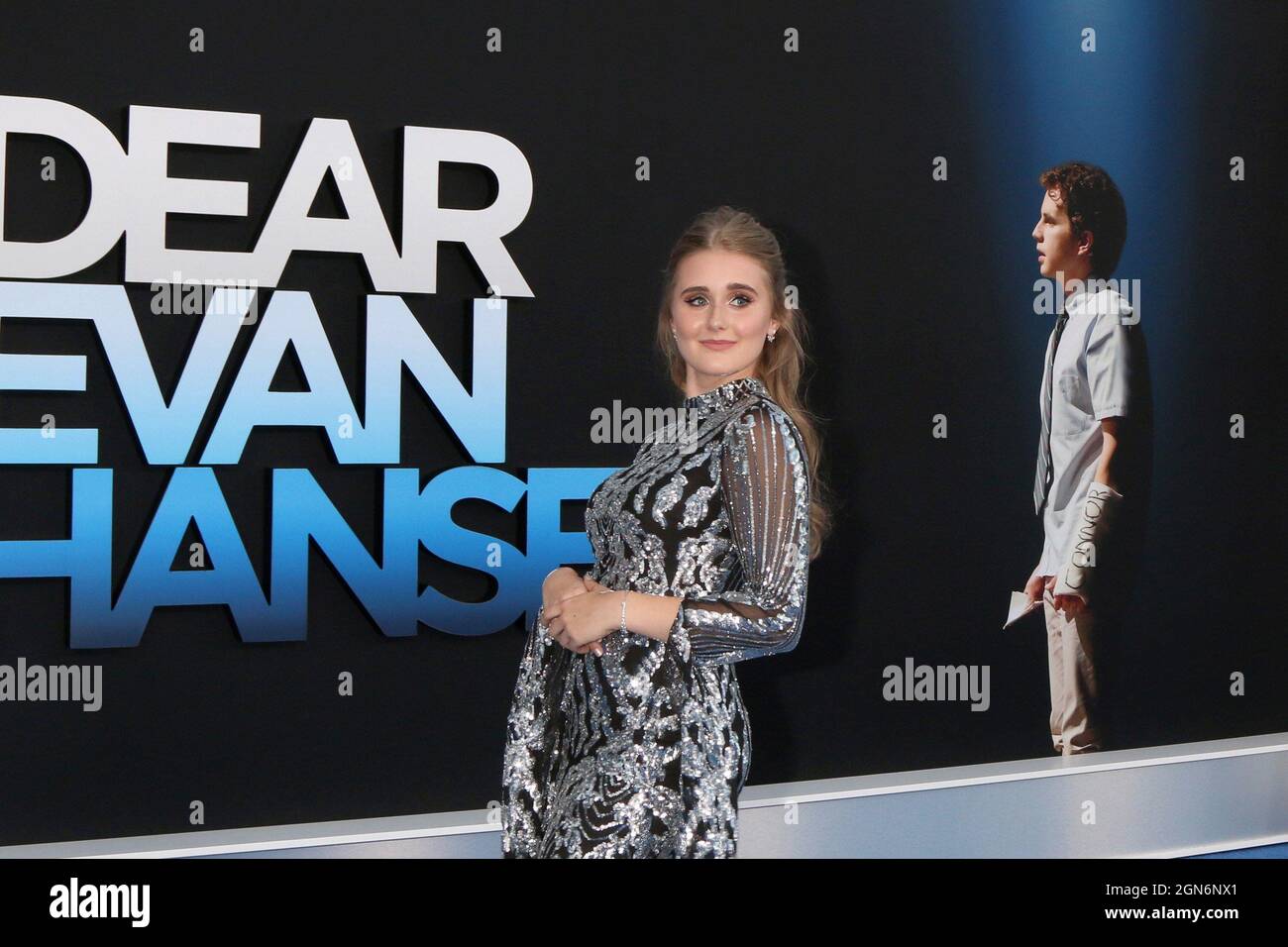 Los Angeles, CA. 22nd Sep, 2021. Liz Kate at arrivals for DEAR EVAN ...