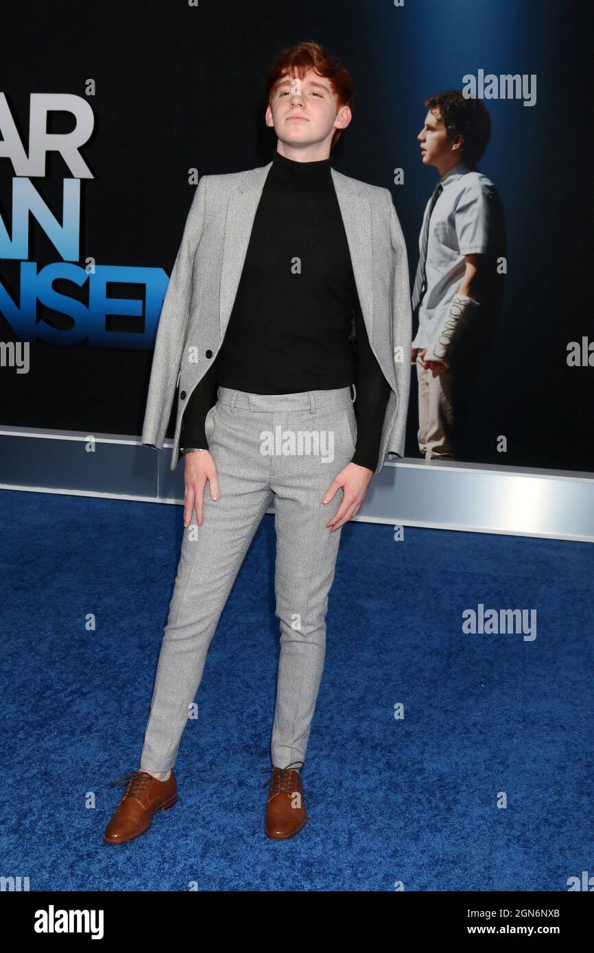 Los Angeles, CA. 22nd Sep, 2021. Marvin Leon at arrivals for DEAR EVAN ...
