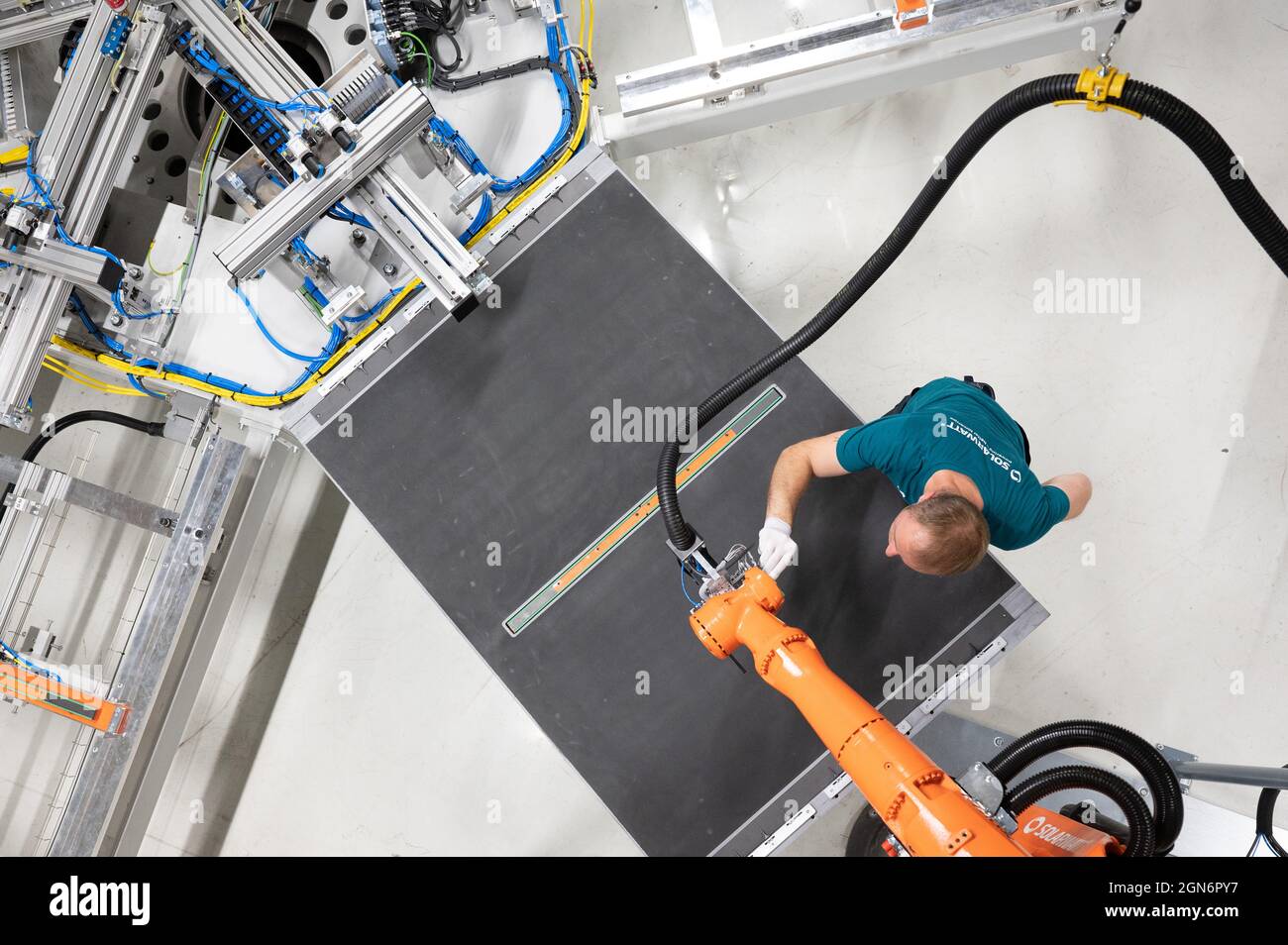 Dresden, Germany. 23rd Sep, 2021. Daniel Starke, deputy shift manager ...