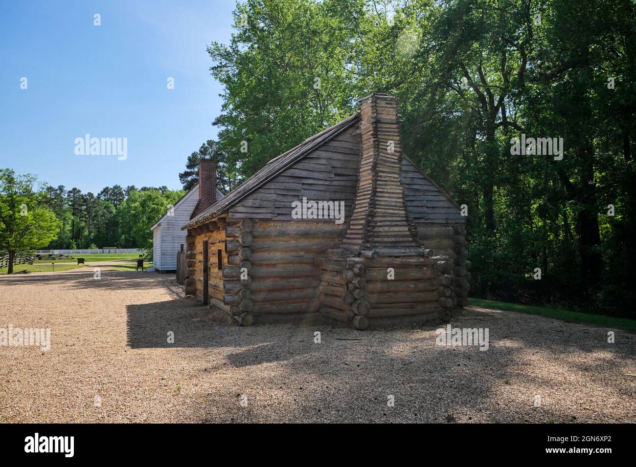 Slave quarters log cabin house at the Tudor plantation. At the Pamplin ...