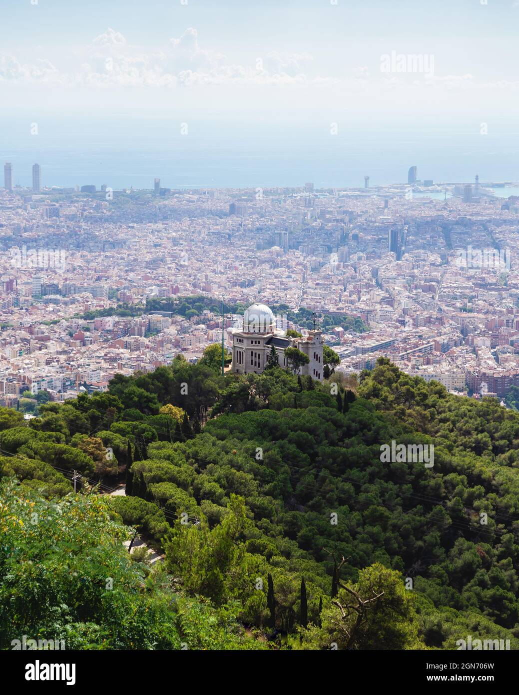 Beautiful skyline barcelona sunny day hi-res stock photography and ...