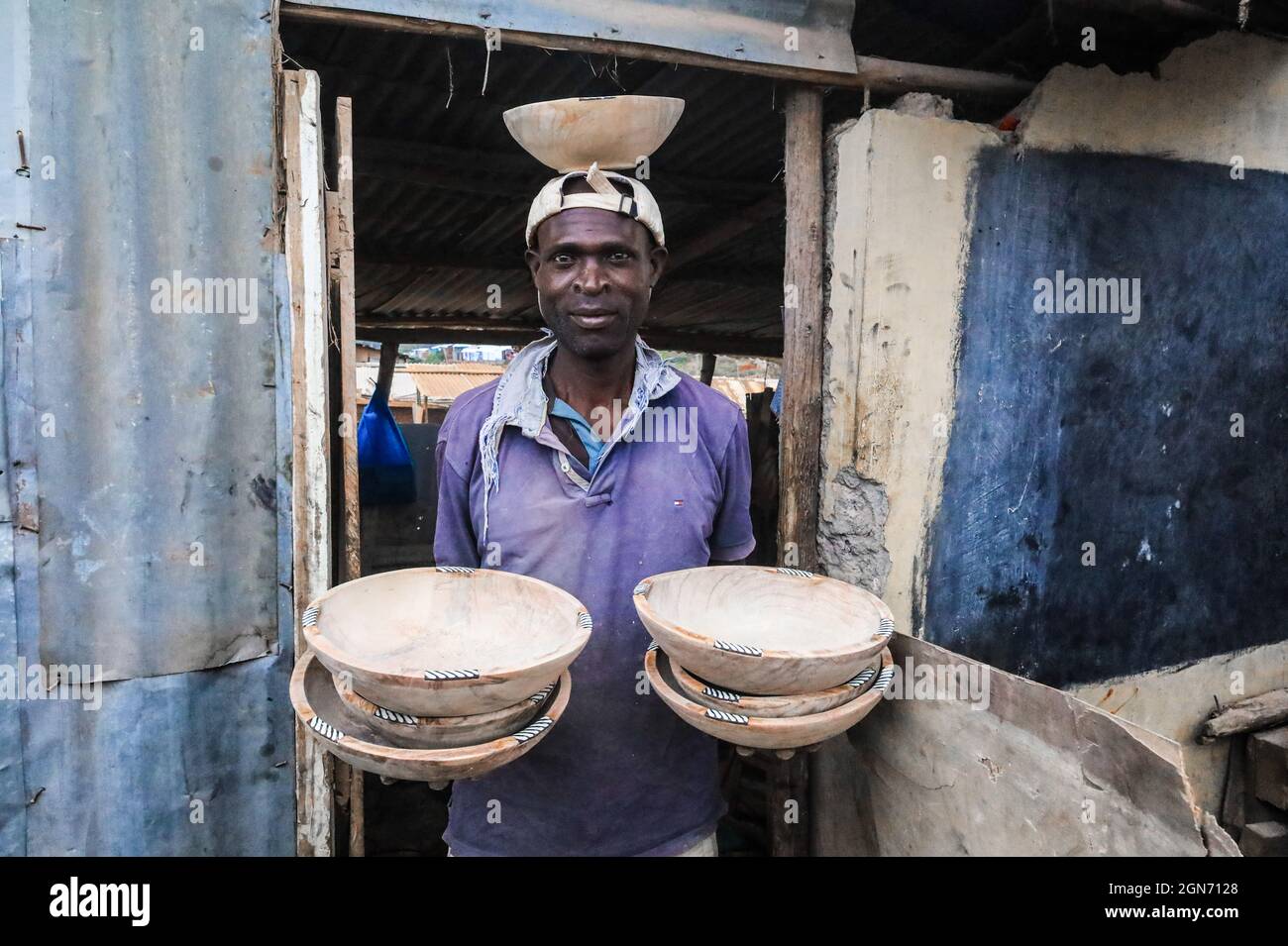 African Bone Craft High Resolution Stock Photography and Images - Alamy