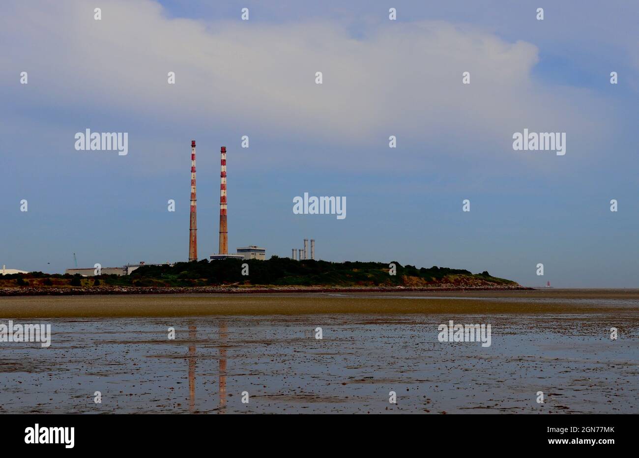 Poolbeg Generating Station Stock Photo - Alamy