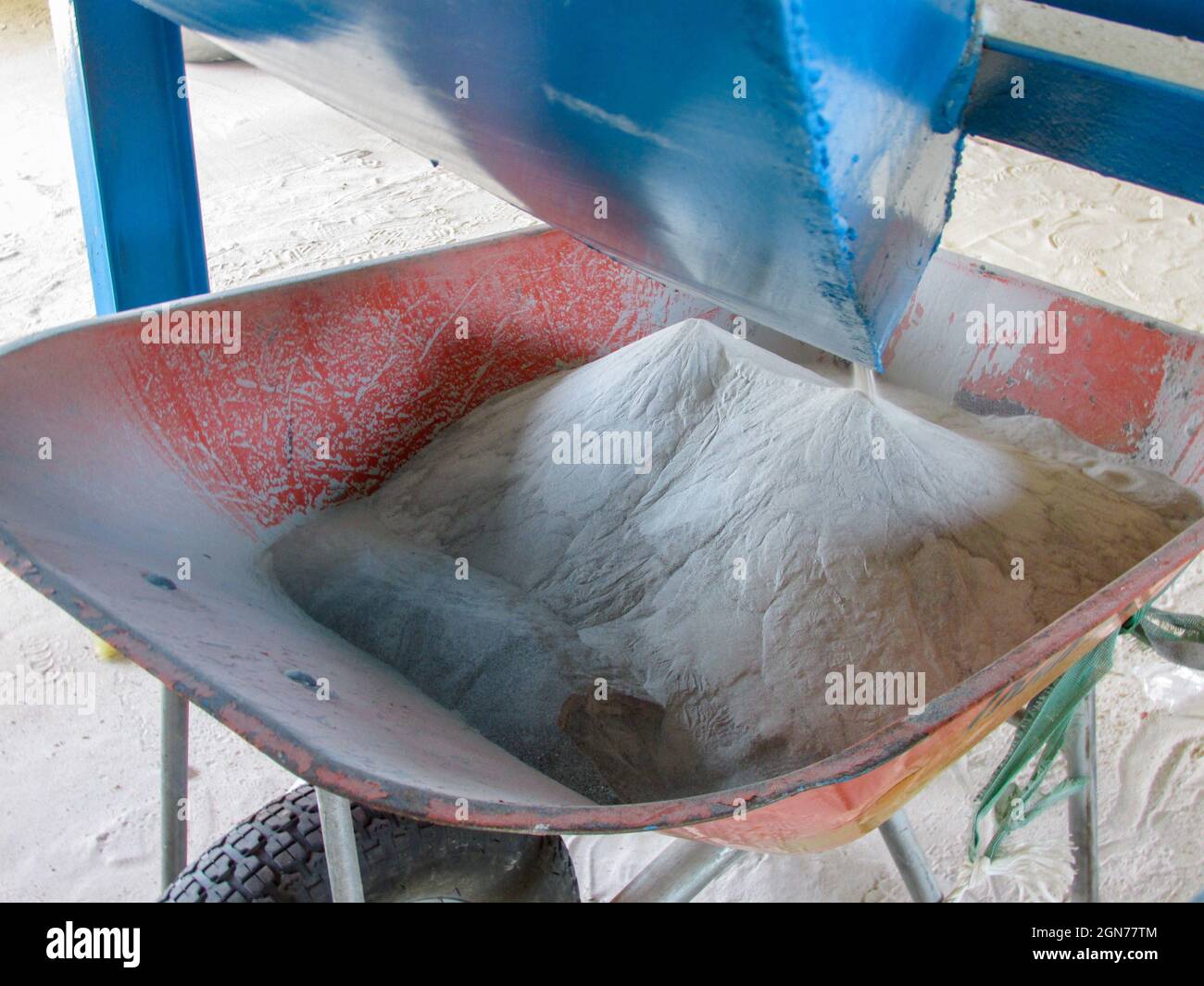 Mining trolley hi-res stock photography and images - Alamy