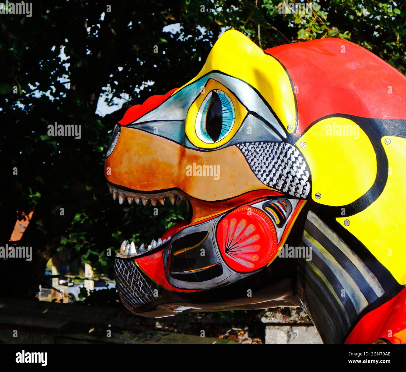 Detail of the head of a T-Rex sculpture on the GoGoDiscover 2021 free ...